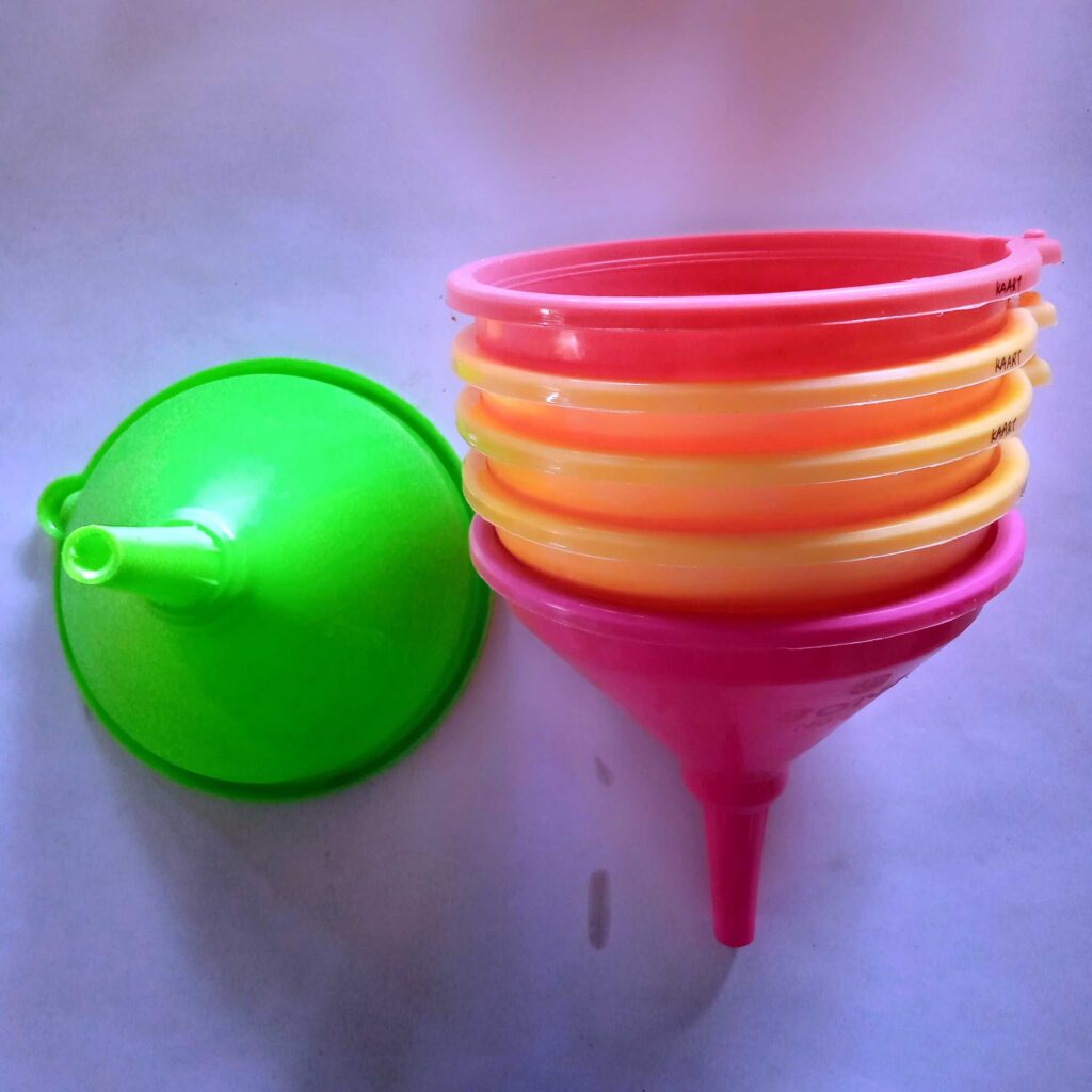 Plastic Funnels, 8 Inch wide mouth Funnel Set of 6PCS - OPERA TOOLS